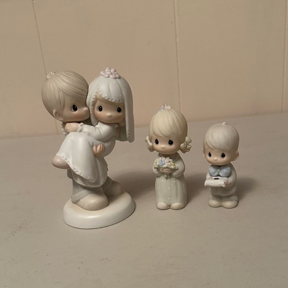 Precious Moments | Accents | Precious Moments Wedding Figurine Set In ...